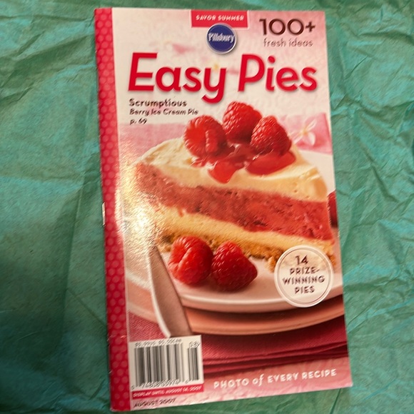 Pillsbury | Kitchen | Easy Pies Cookbookvintage | Poshmark
